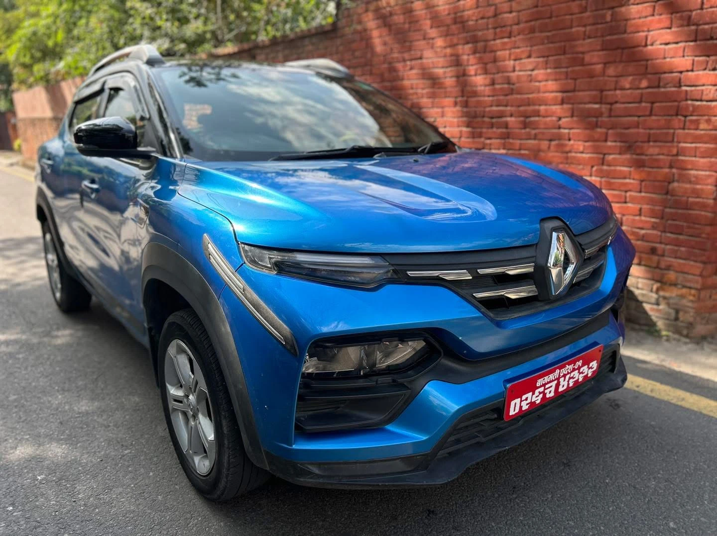 Buy Used 2021 Renault Kiger in Nepal | Meromoto