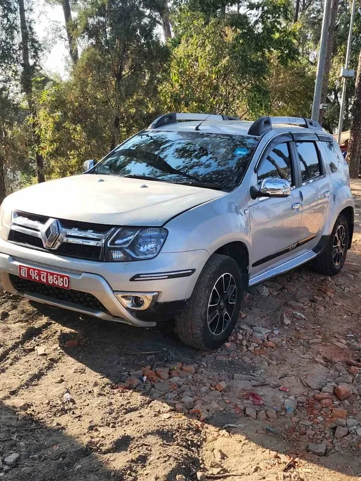 Buy Used 2016 Renault Duster in Nepal | Meromoto